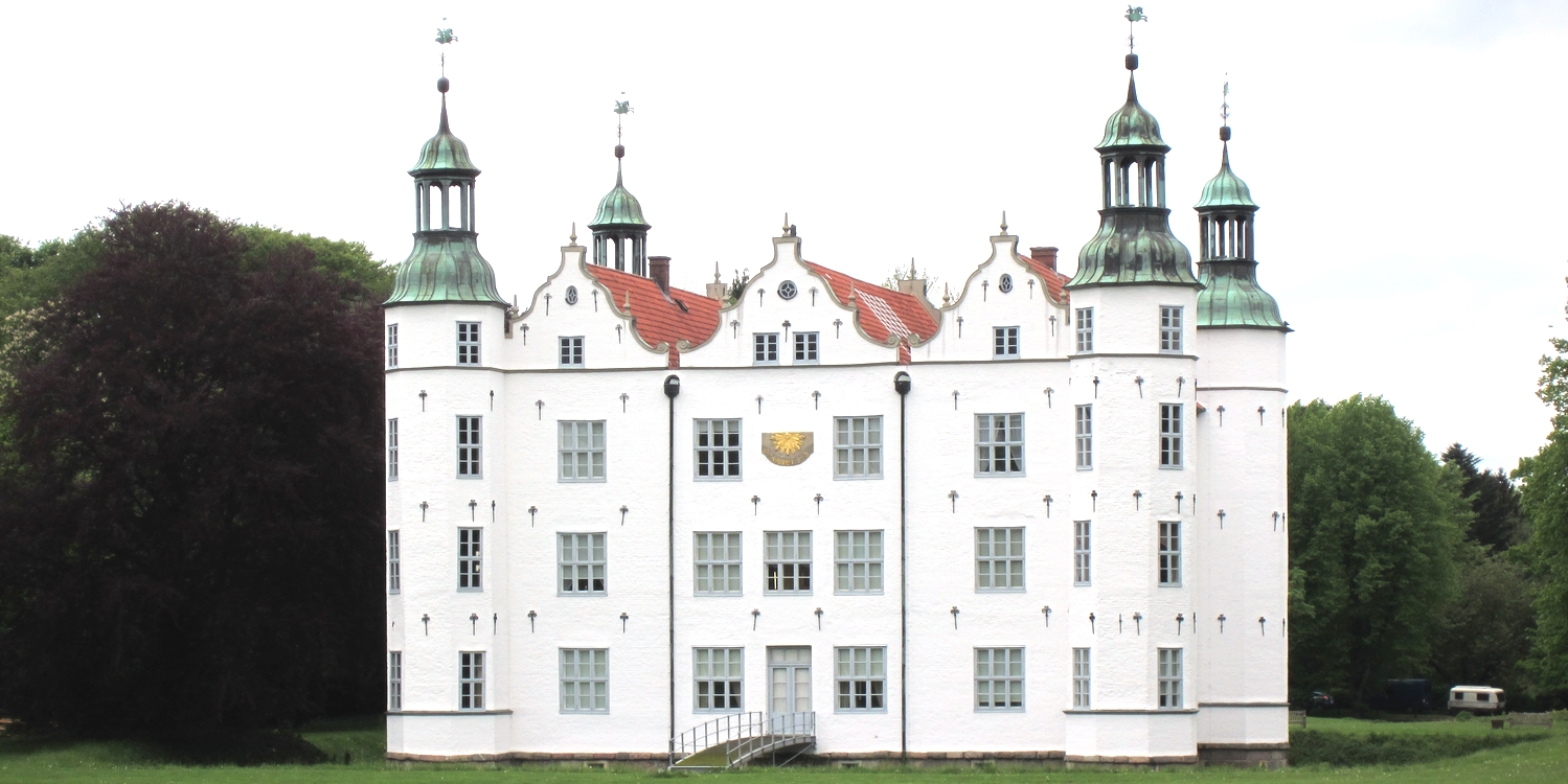 Schloss Ahrensburg und mehr: „Kulturorte“ zeigt 35 Museen und Galerien ...